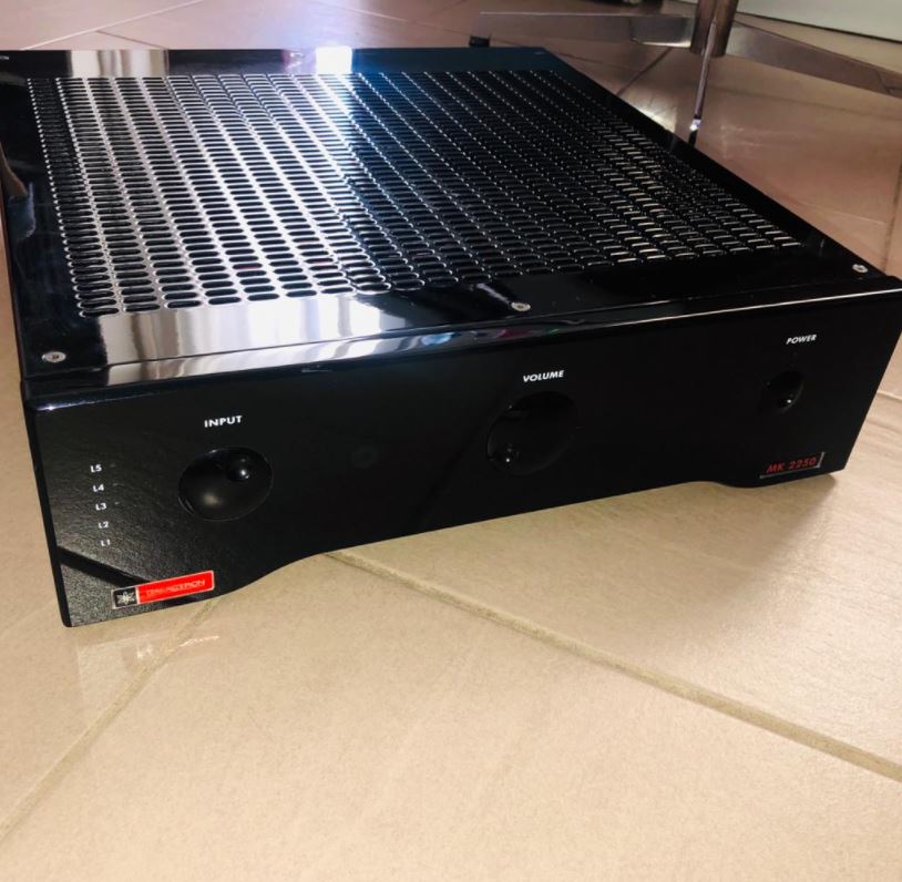 Galactron MK-2250 Class AB Integrated Amplifier GALACTRON MK-2250 Class AB Integrated Amplifier