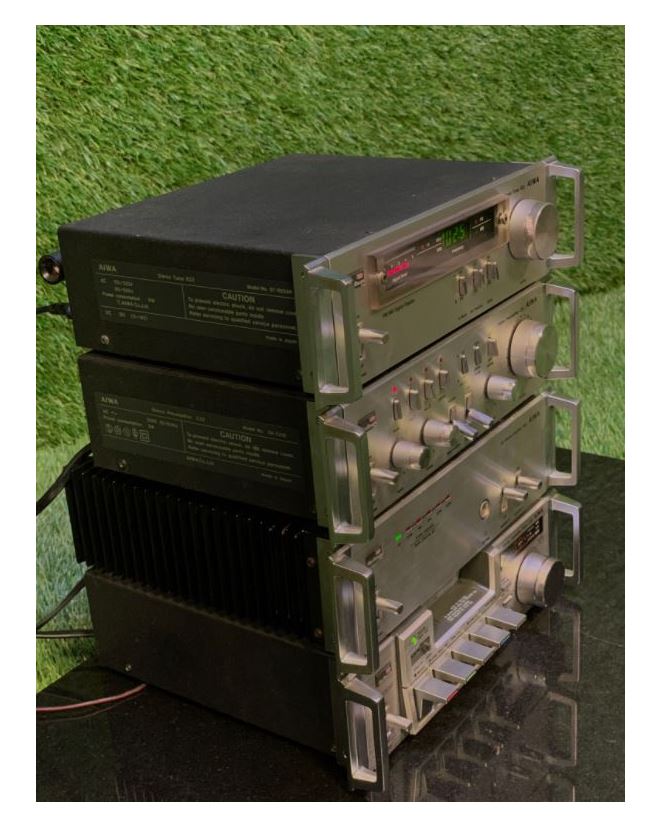 Aiwa Mini Component Series 22 Aiwa Mini Component Series 22