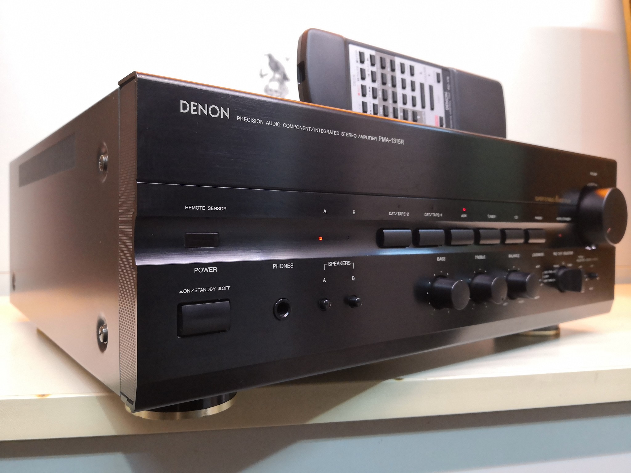 Denon DENON PMA-1315R DENON PMA-1315R STEREO AMFİ (hatasız)